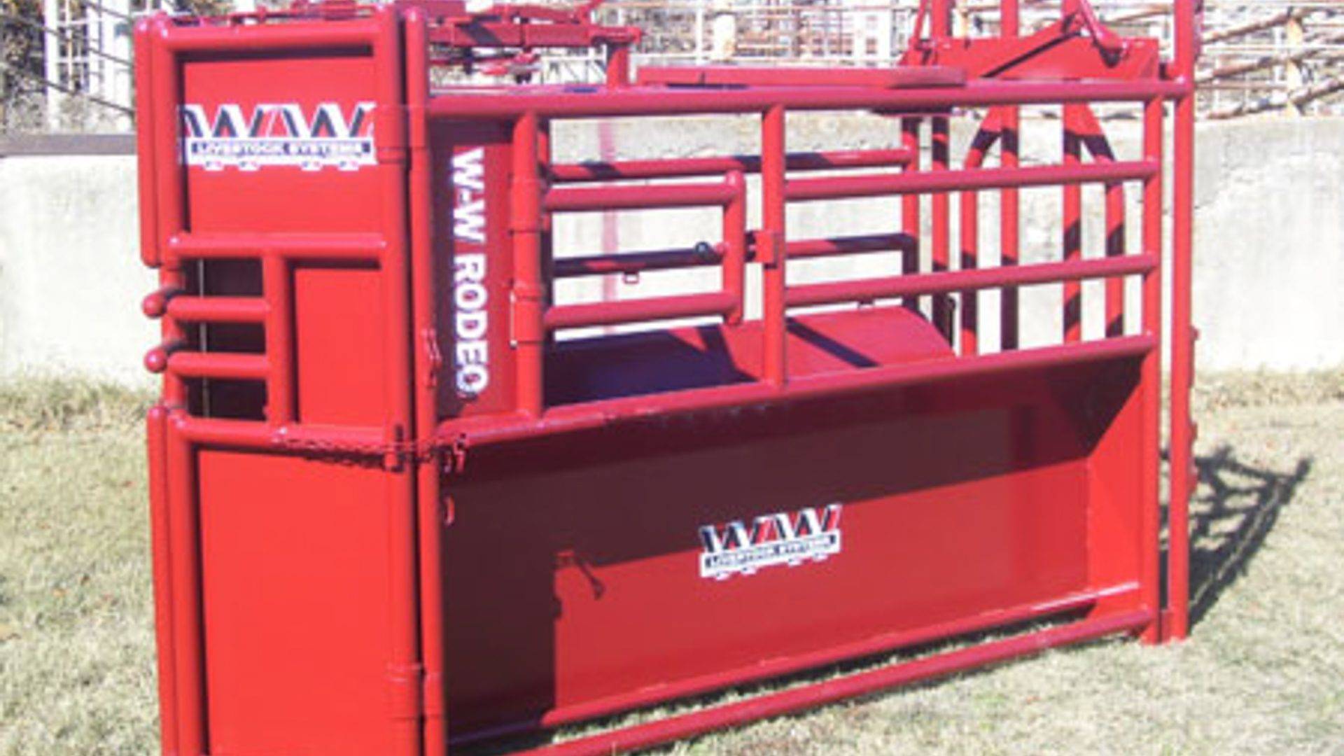 Rodeo Equipment - Bucking Chutes - Tri-L Manufacturing